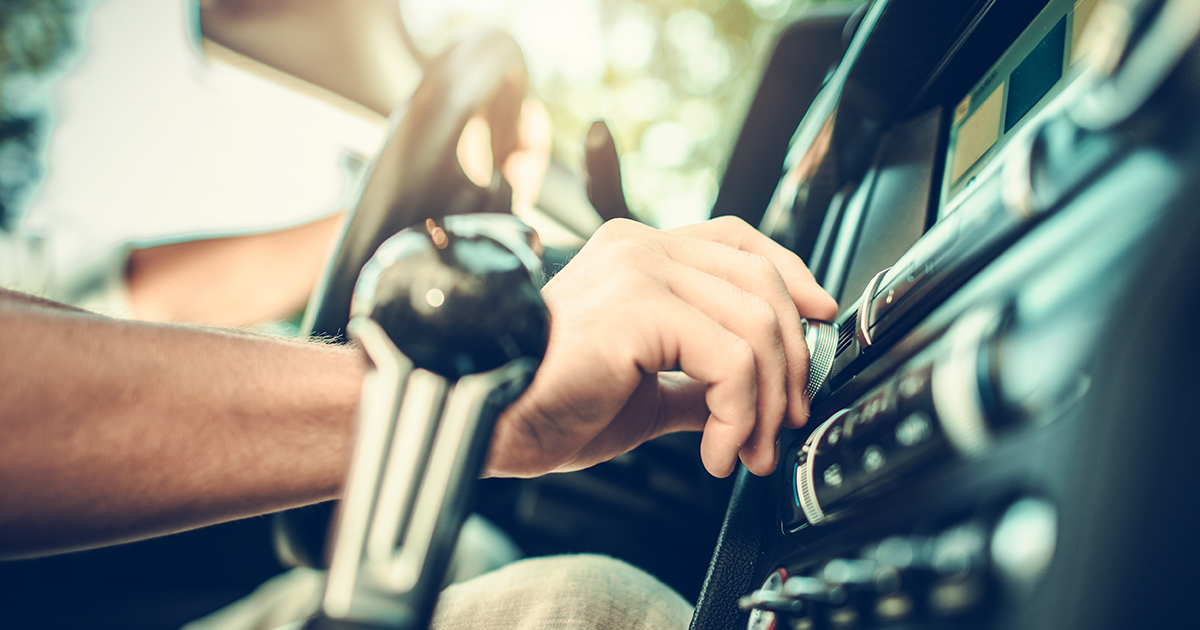 NAB Applauds Senators for Bipartisan Effort to Pass AM Radio for Every ...